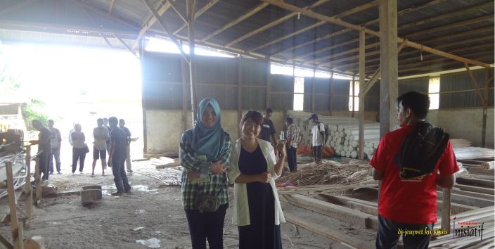 Kunjungan Pabrik Rotan 05 - Perkumpulan Inisiatif